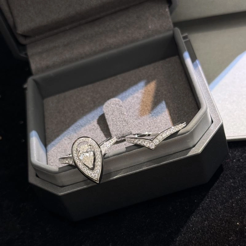 Low-cost Messika Rings