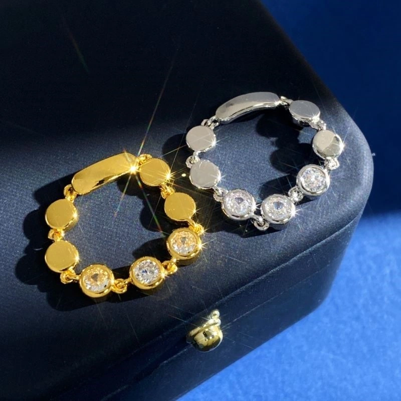 Mirror quality Messika Rings