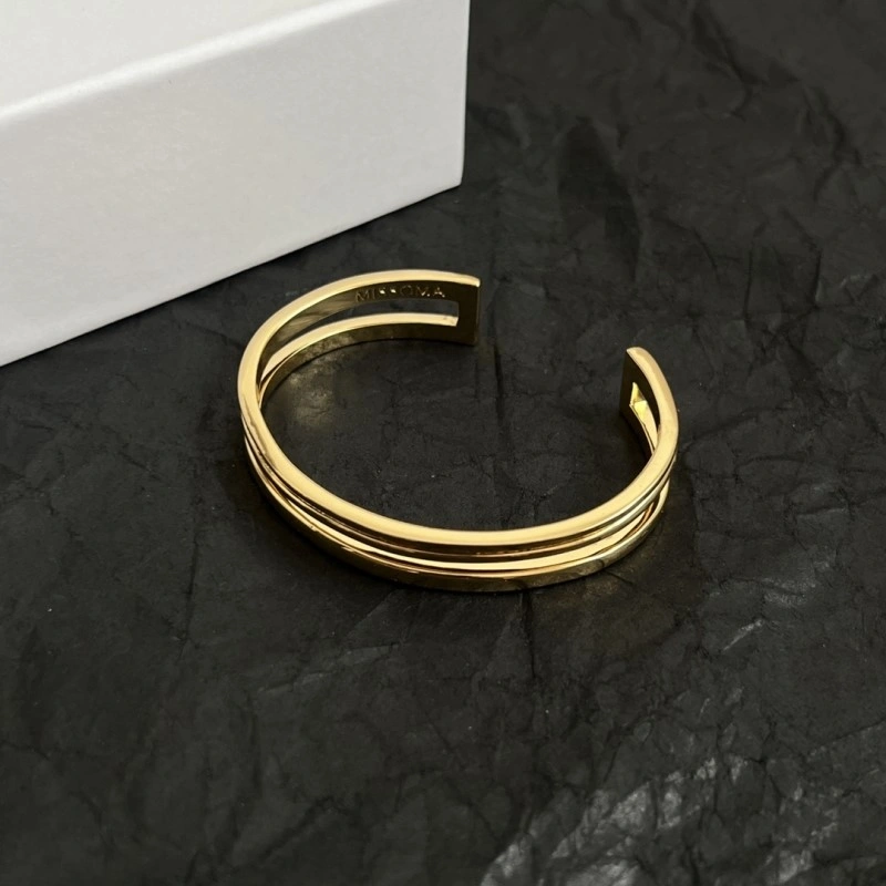 Accurate model Missoma Bracelets