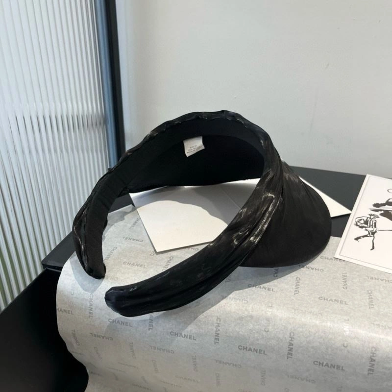 Exact replica Miu Miu Caps