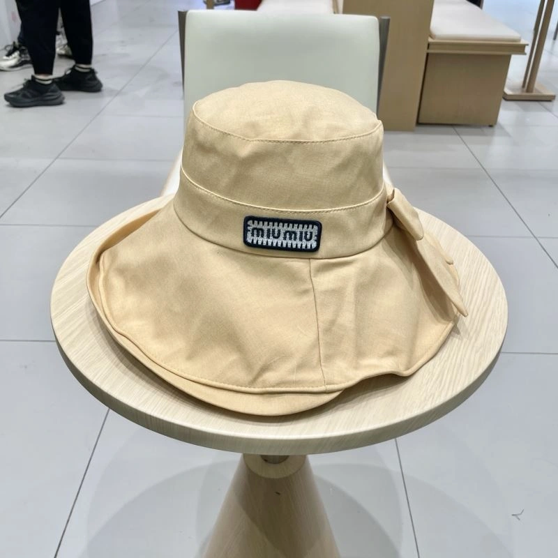 Top match Miu Miu Caps