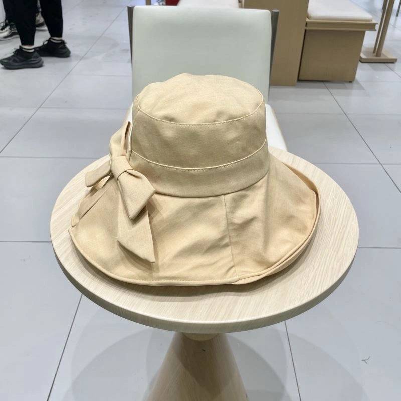 Top match Miu Miu Caps