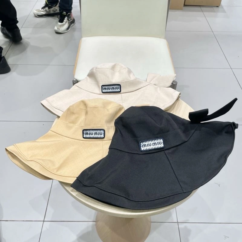 Top match Miu Miu Caps