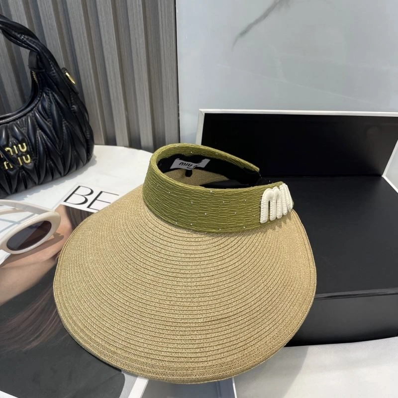 Top mirror Miu Miu Caps