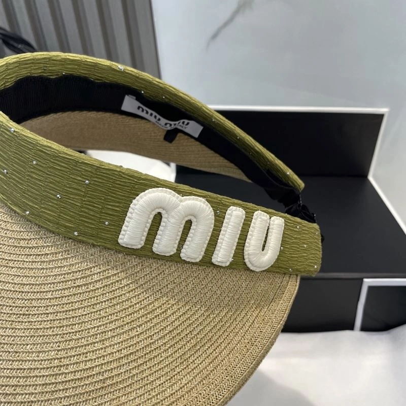 Top mirror Miu Miu Caps