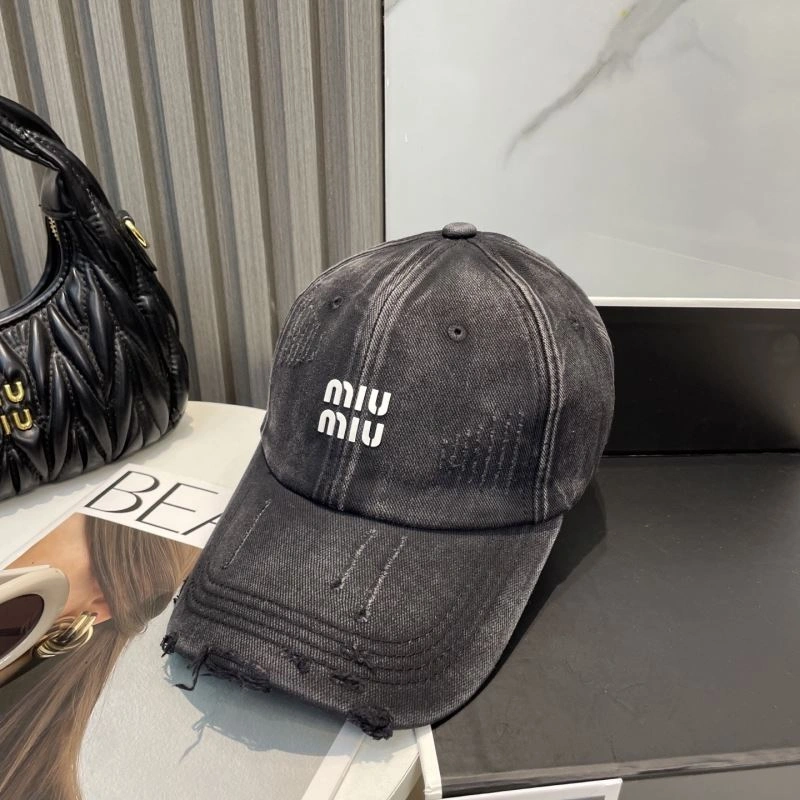 Top match Miu Miu Caps