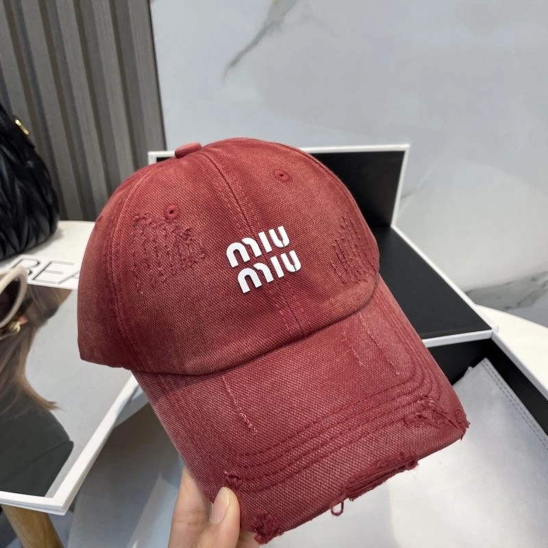 Top match Miu Miu Caps