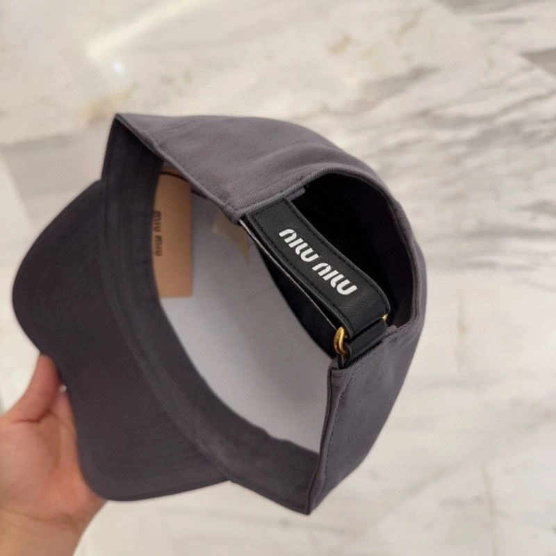 Mirror quality Miu Miu Caps