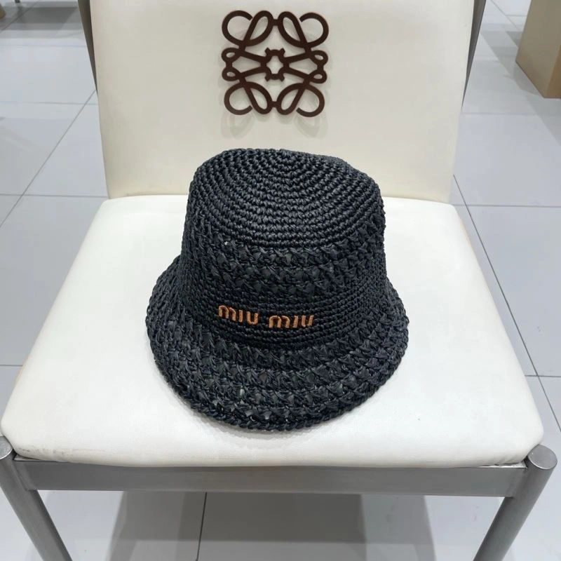 Accurate model Miu Miu Caps