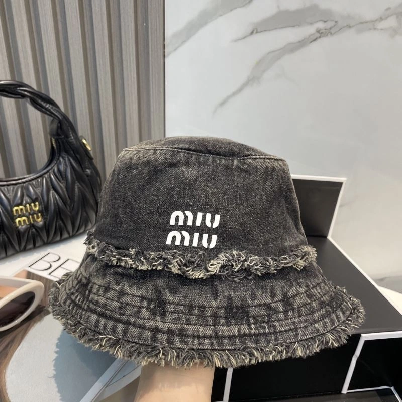 Exact replica Miu Miu Caps