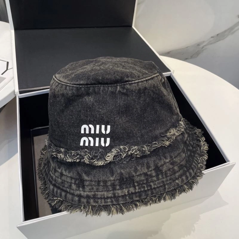 Exact replica Miu Miu Caps