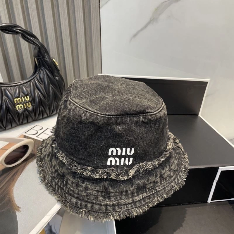 Exact replica Miu Miu Caps