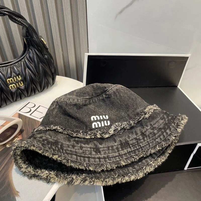 Exact replica Miu Miu Caps