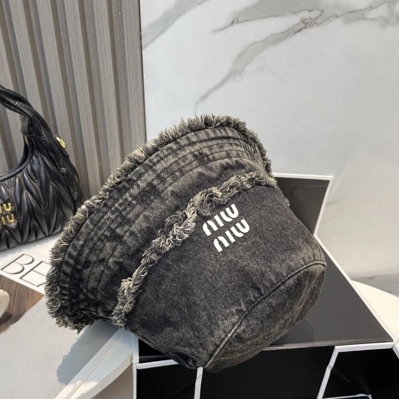Exact replica Miu Miu Caps