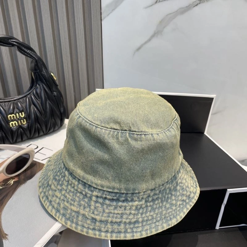 Top match Miu Miu Caps