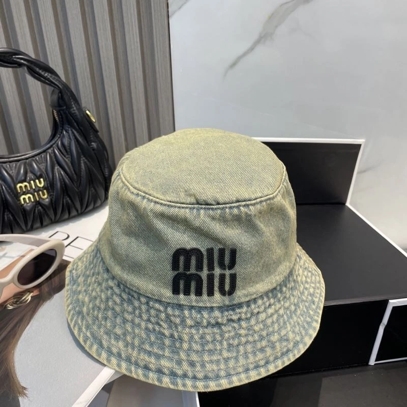 Top match Miu Miu Caps