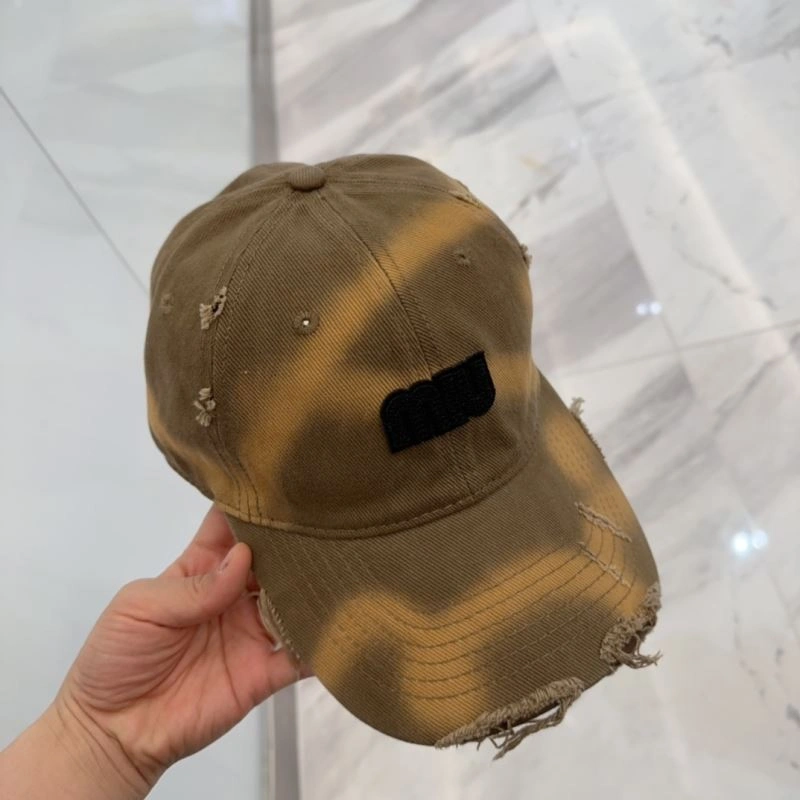 Top mirror Miu Miu Caps