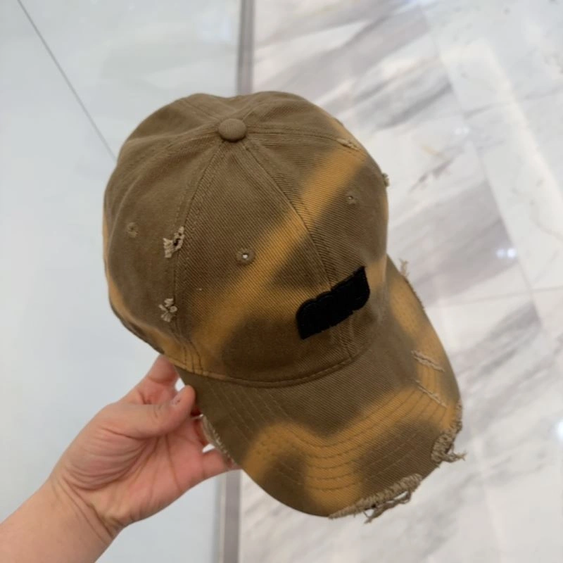 Top mirror Miu Miu Caps