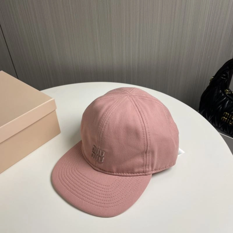 Accurate model Miu Miu Caps