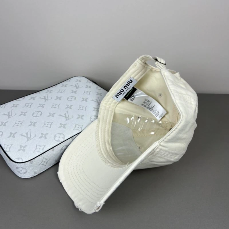 Brand-original Miu Miu Caps