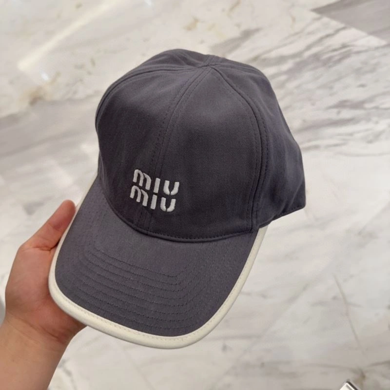 Top match Miu Miu Caps