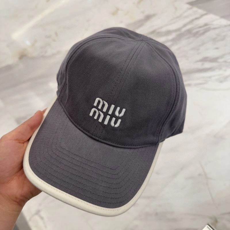 Top match Miu Miu Caps