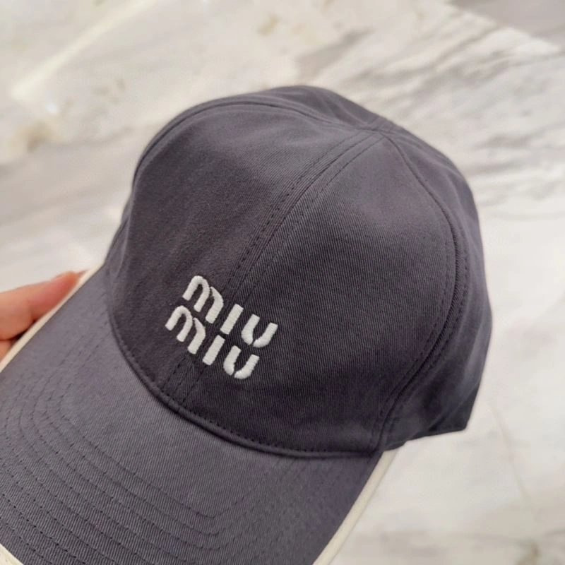Top match Miu Miu Caps