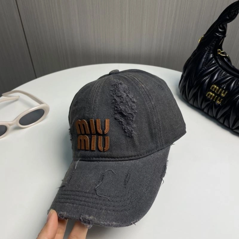 Brand-original Miu Miu Caps