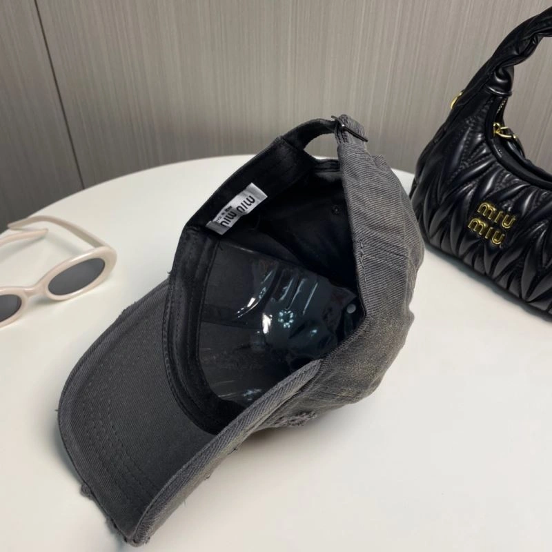 Brand-original Miu Miu Caps