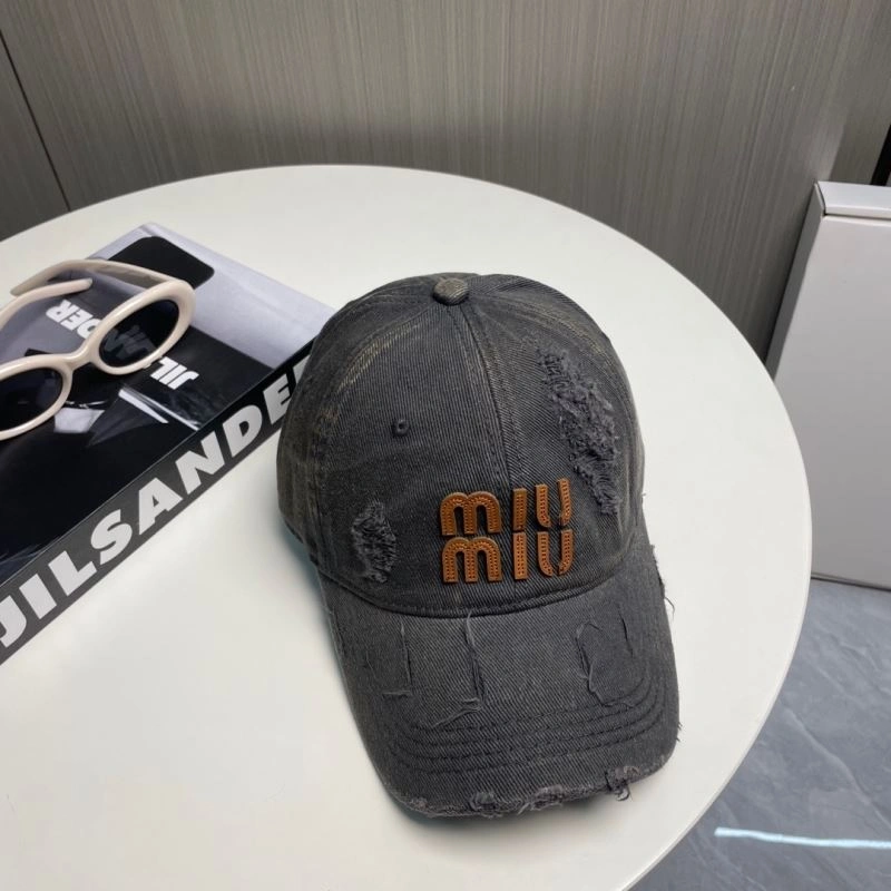 Brand-original Miu Miu Caps