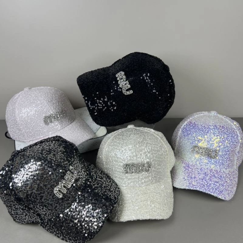 Accurate model Miu Miu Caps