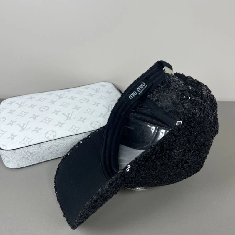 Exact replica Miu Miu Caps