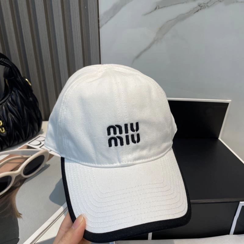Accurate model Miu Miu Caps