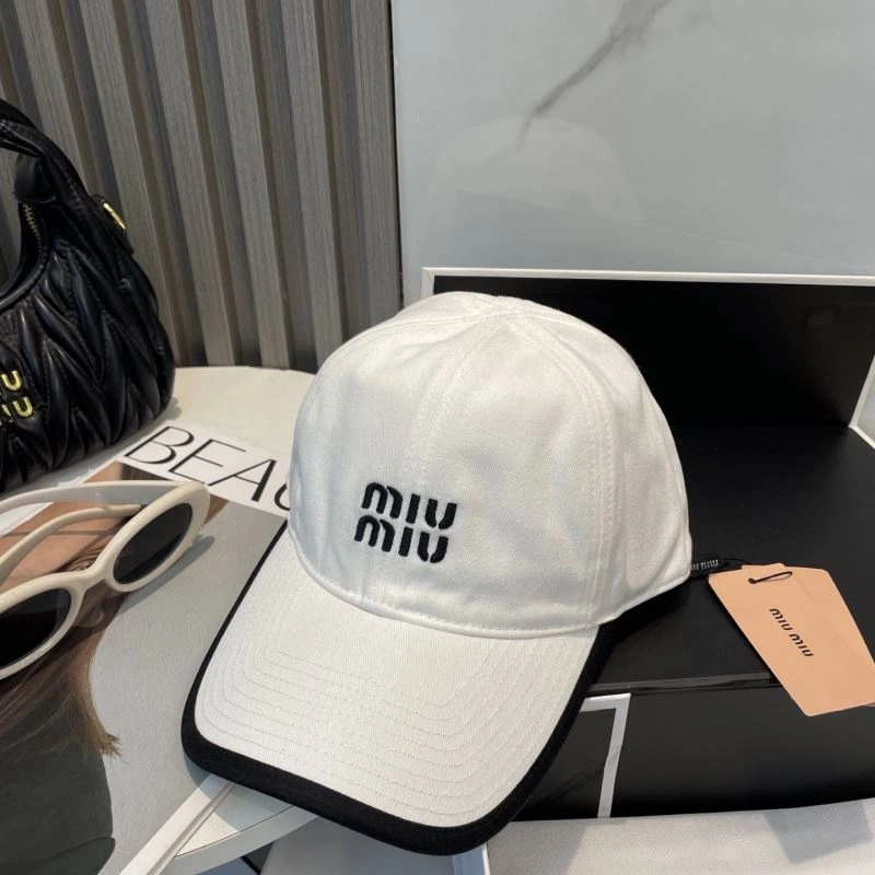 Accurate model Miu Miu Caps