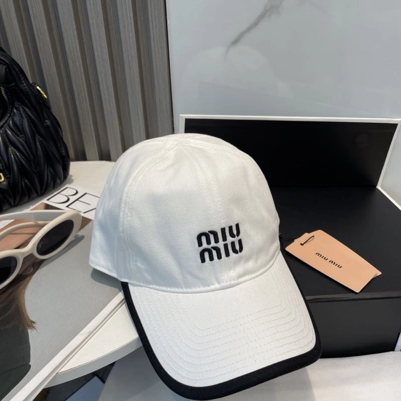 Accurate model Miu Miu Caps