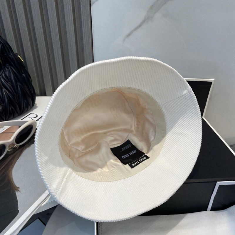 Brand-original Miu Miu Caps