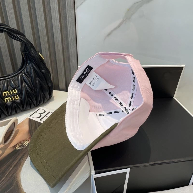Accurate model Miu Miu Caps