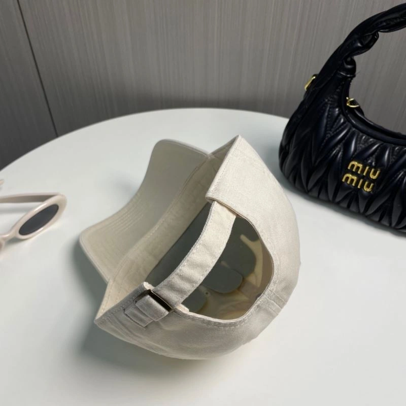 Exact replica Miu Miu Caps
