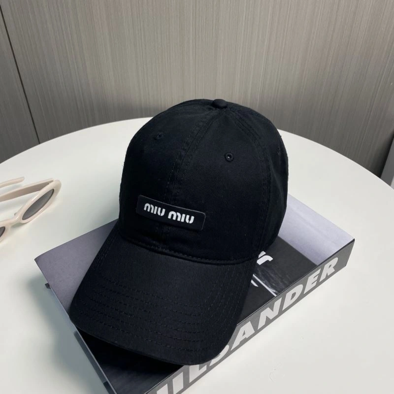 Top mirror Miu Miu Caps