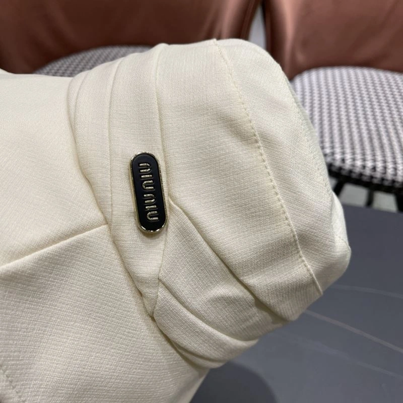 High fidelity Miu Miu Caps