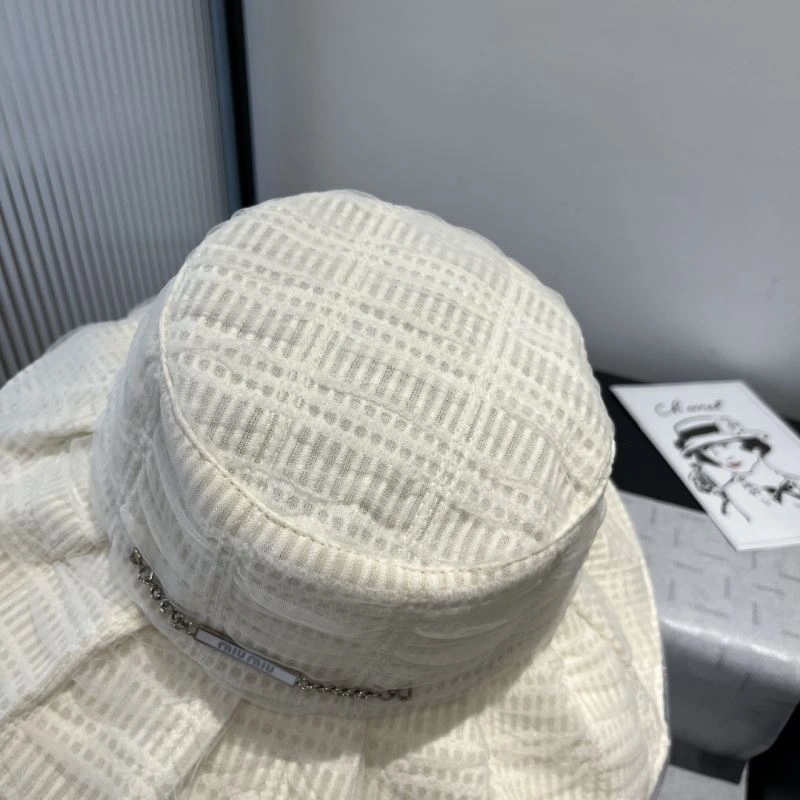 Top match Miu Miu Caps