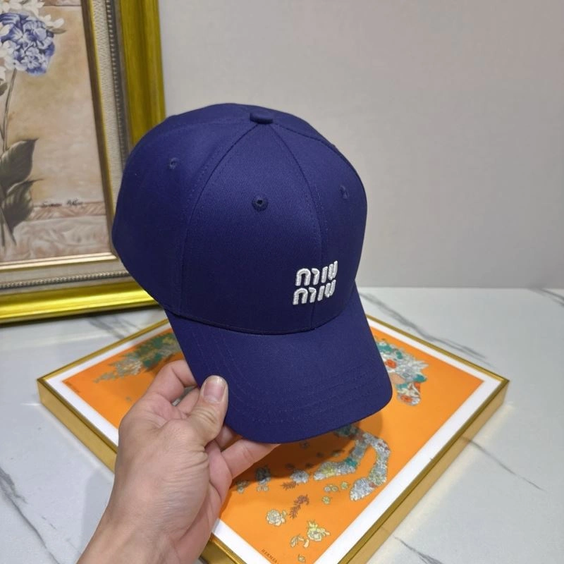 Top match Miu Miu Caps