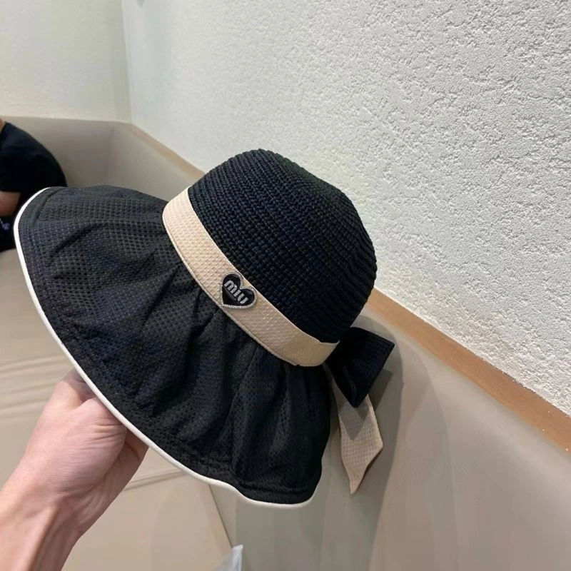 Top match Miu Miu Caps