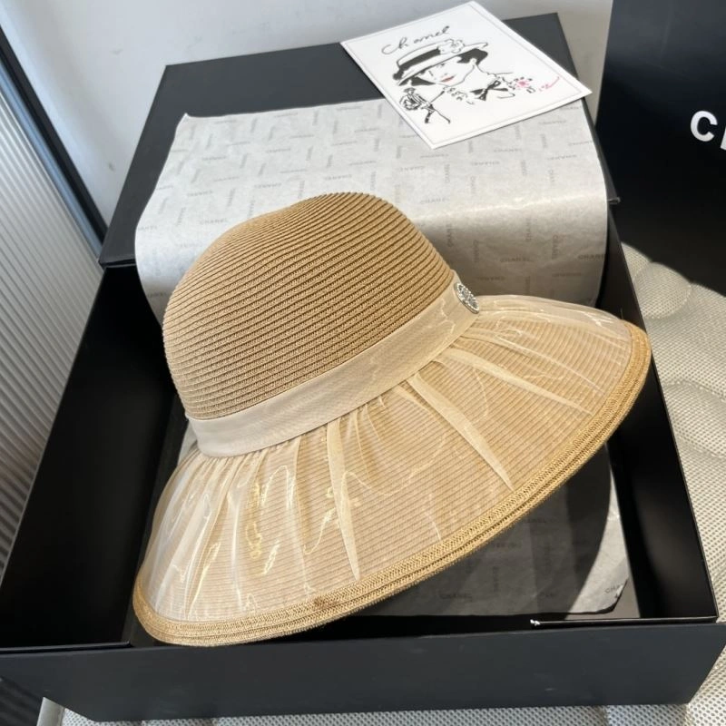 Top mirror Miu Miu Caps