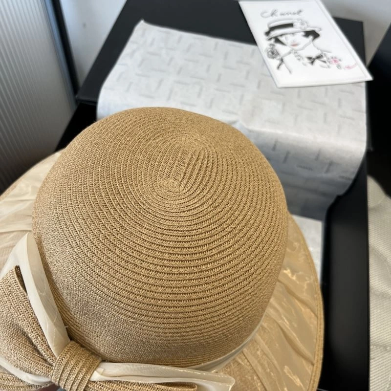 Top mirror Miu Miu Caps