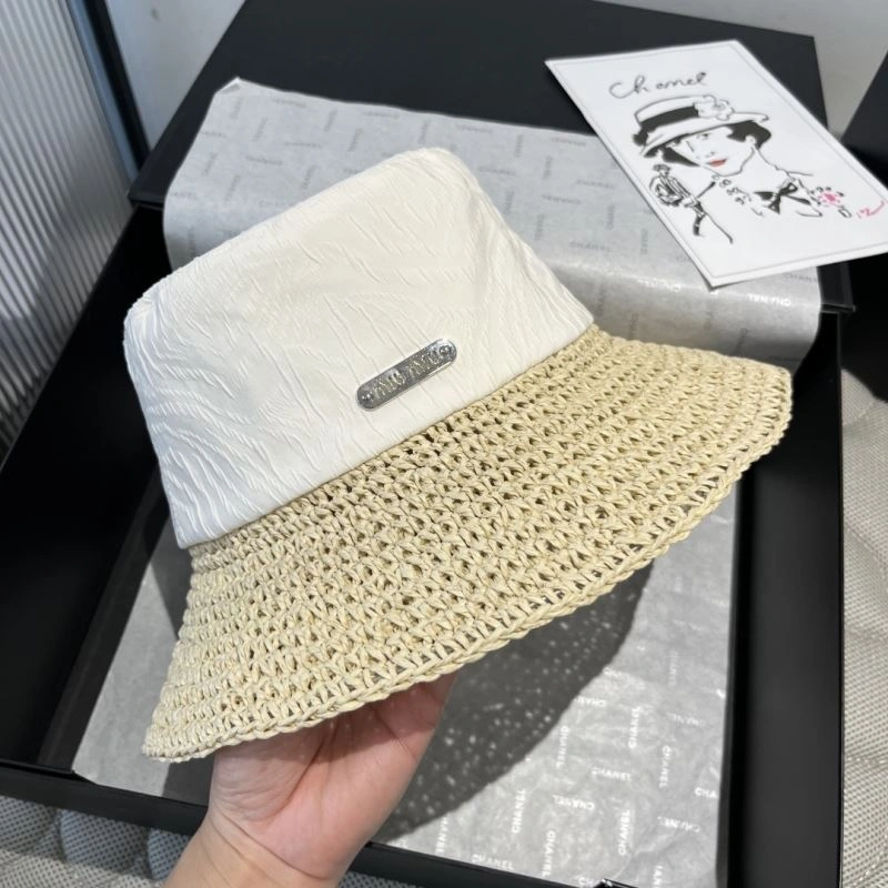 Top match Miu Miu Caps