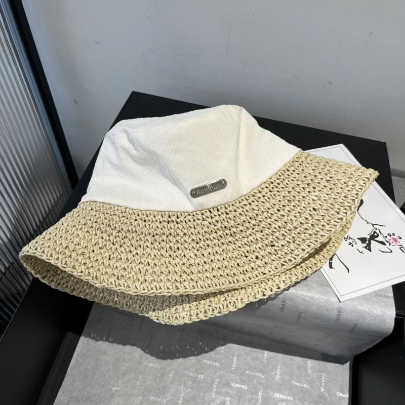 Top match Miu Miu Caps