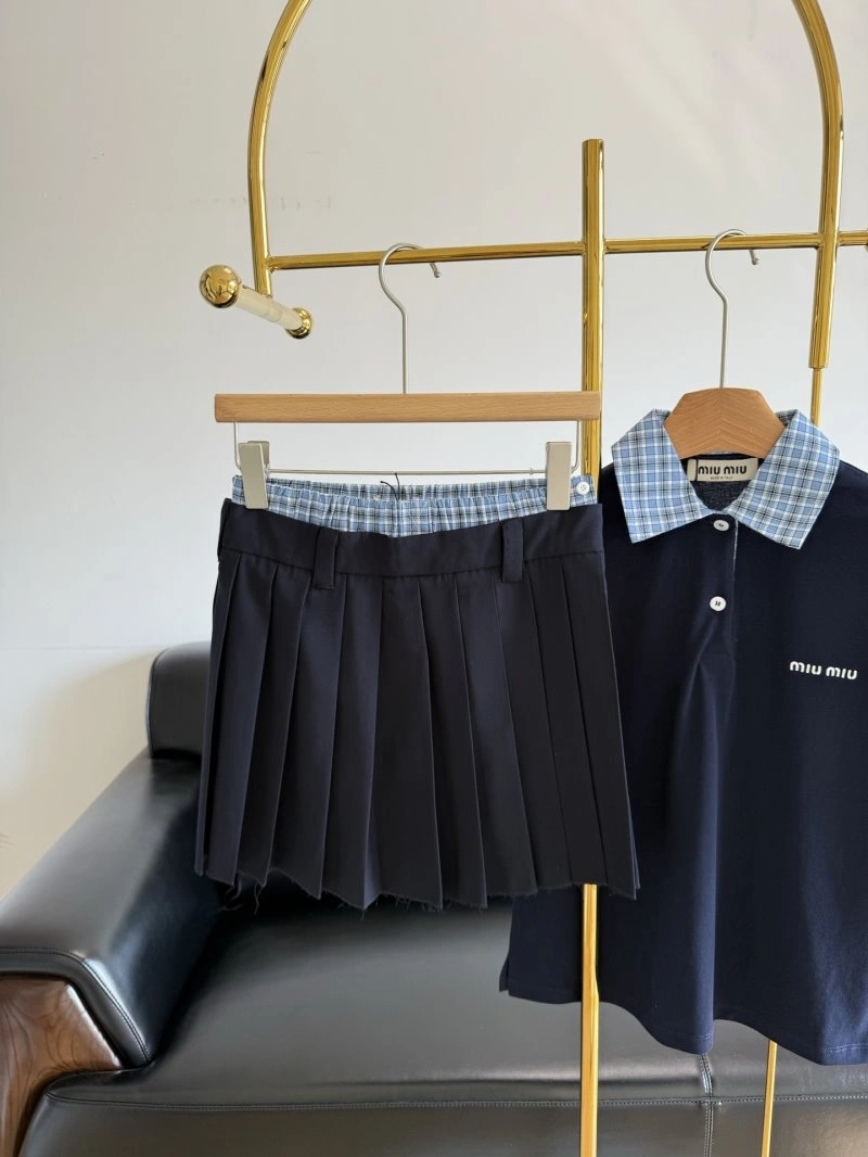 Exact replica Miu Miu Dress Suits