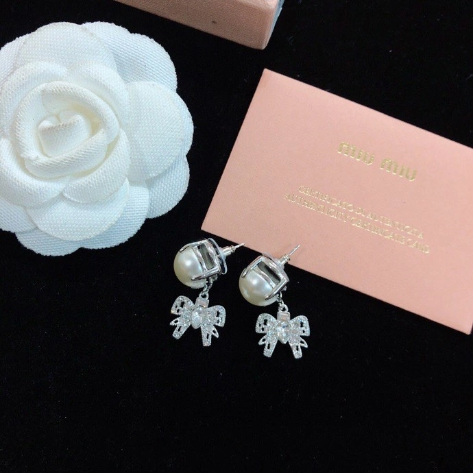 Accurate model Miu Miu Earrings