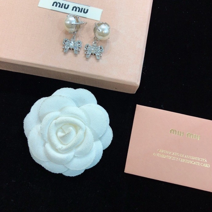 Accurate model Miu Miu Earrings